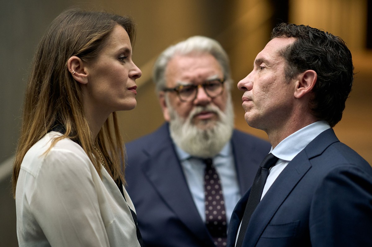 Makers over Nederlandse big pharma-serie Elixer: 'Het mocht geen zwart ...